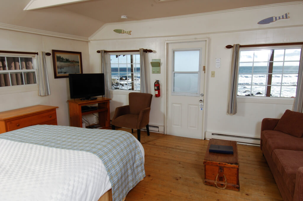 Oceanfront Cottages | White Point Beach Resort